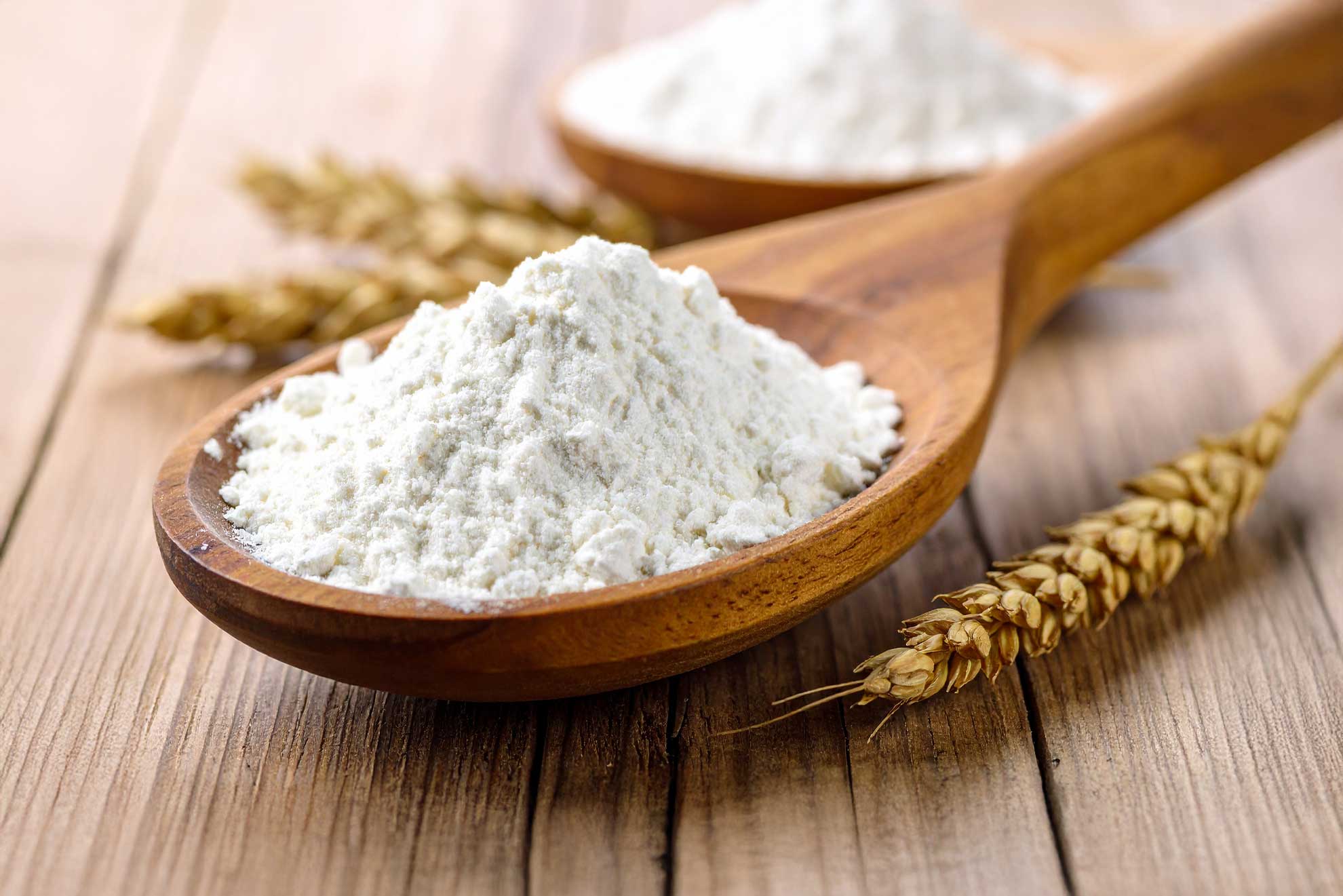 Mehl-Guide: Was Type 405, 550 & Dinkelmehl für deinen Kuchen bedeuten ...